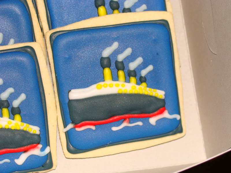 Door County Custom Cakes and Cookies: Jacob's Titanic Cookies and Cake
