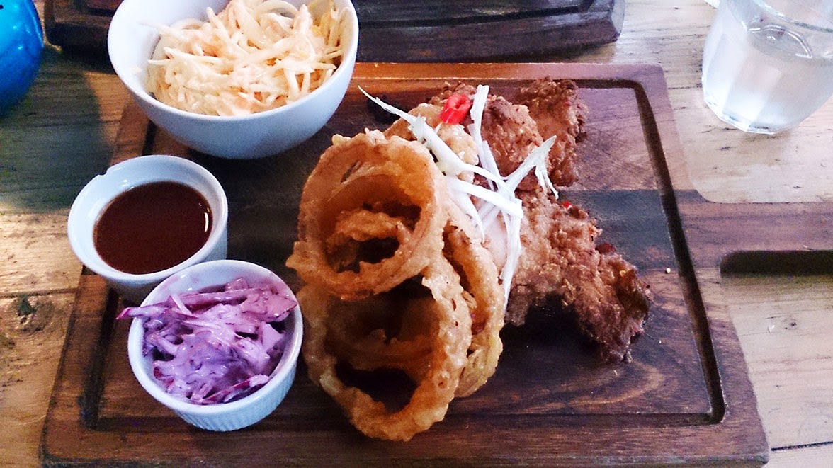 Food and Drinks Noob: The Rum Kitchen