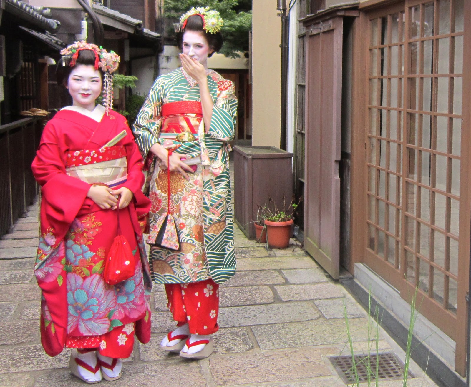 moshi moshi 日本: Early Impressions of Japan