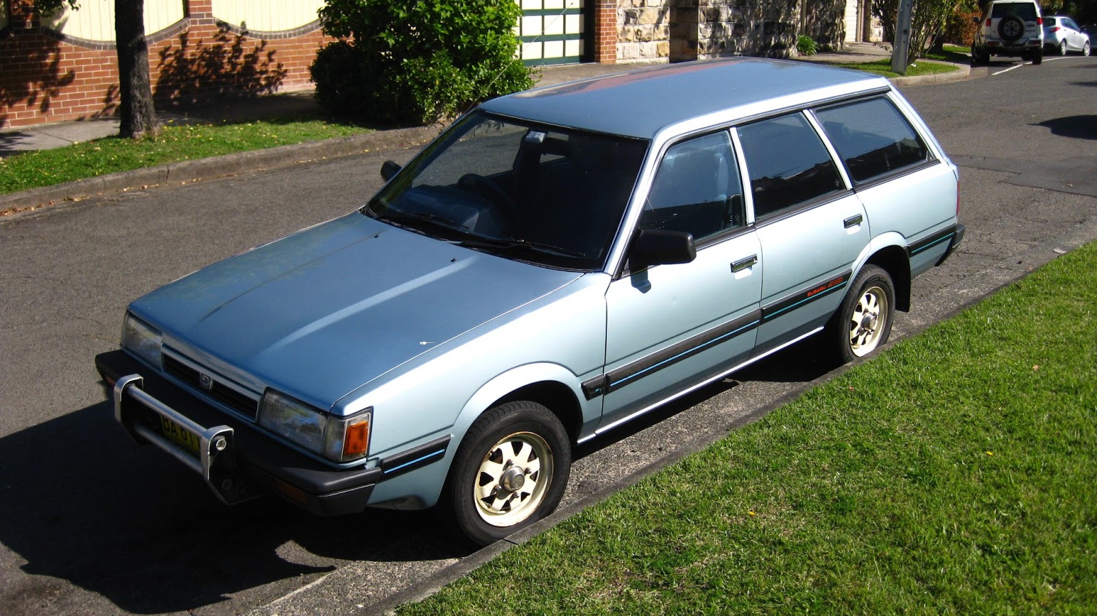 Aussie Old Parked Cars: 1994 Subaru L Series 4WD Sportswagon
