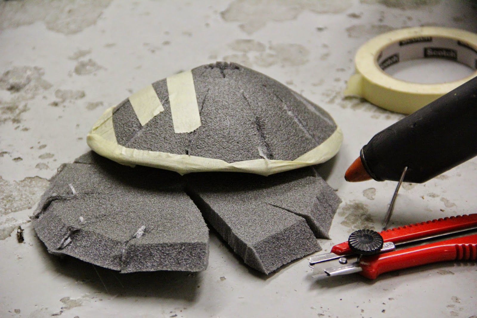 Superhero Boombox Outfit: Making the armor for the Boombox Outfit 1/2