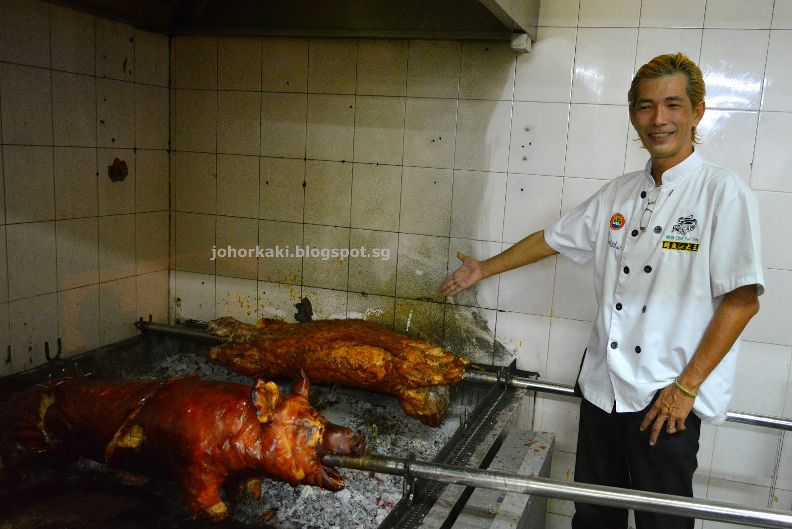 Singapore's First Lechon Buwaya BBQ Crocodile at SgKingCroc 鳄鱼大王 Food ...
