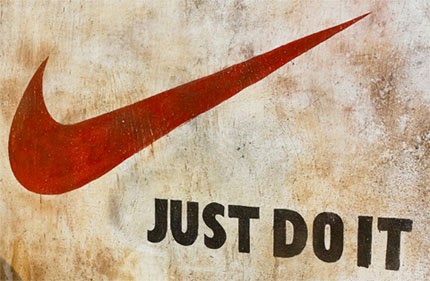 Thương hiệu Nike nổi tiếng nhờ Logo hay Slogan Just Do it - Công ty ...