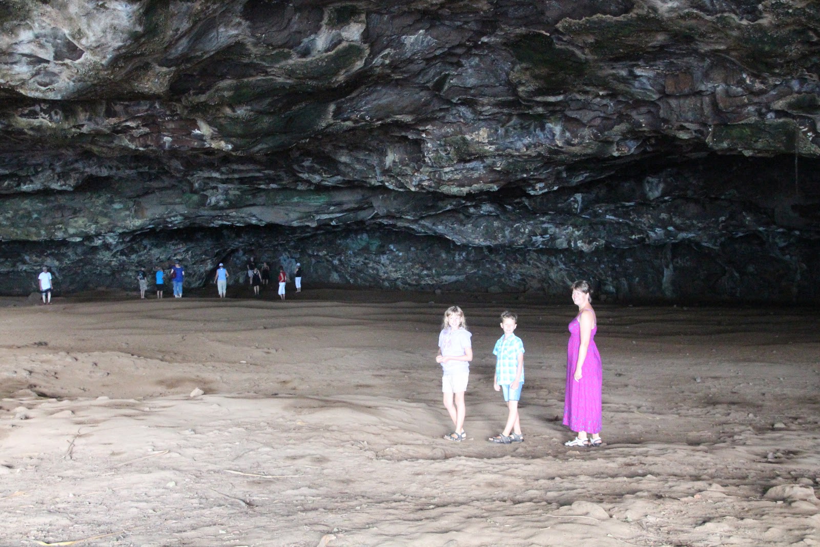 Jorden rundt på 91 dage med ørnebanden: 30.jan - grotter, rismarker og ...