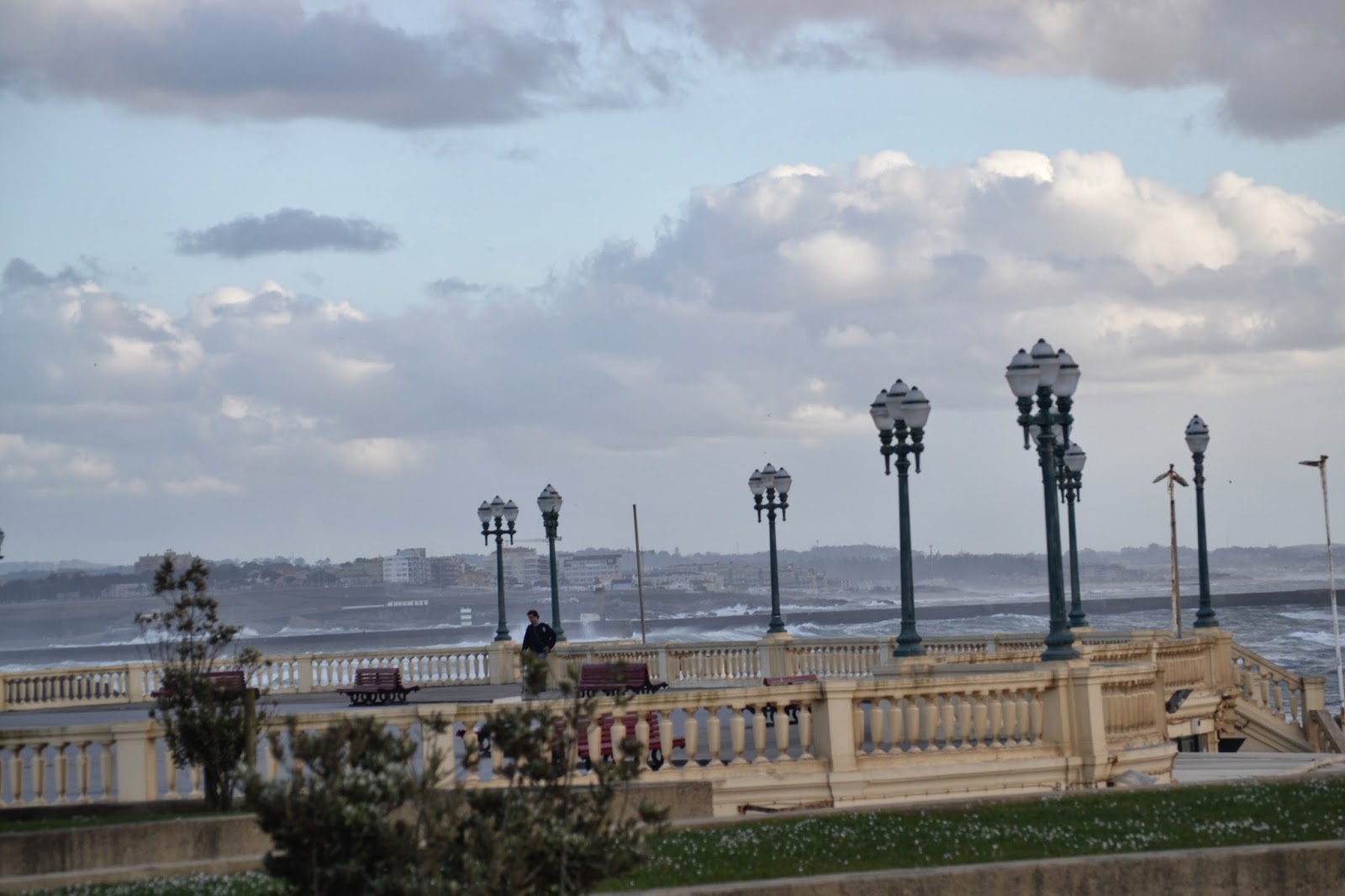 VIAGENS-SEM-DESTINO: CIDADE DO PORTO - MARGINAL DA FOZ DO DOURO