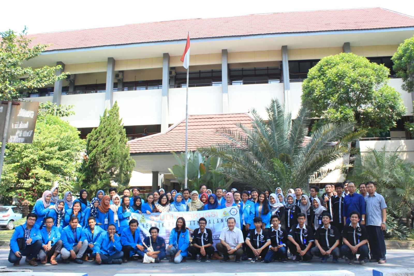 KUNJUNGAN TEKNIK KIMIA INSTITUT TEKNOLOGI NASIONAL ~ HMTK FT UNS