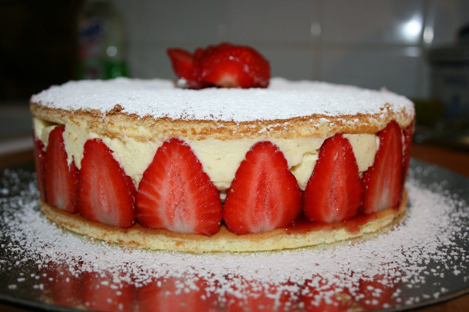 Fraisier cake