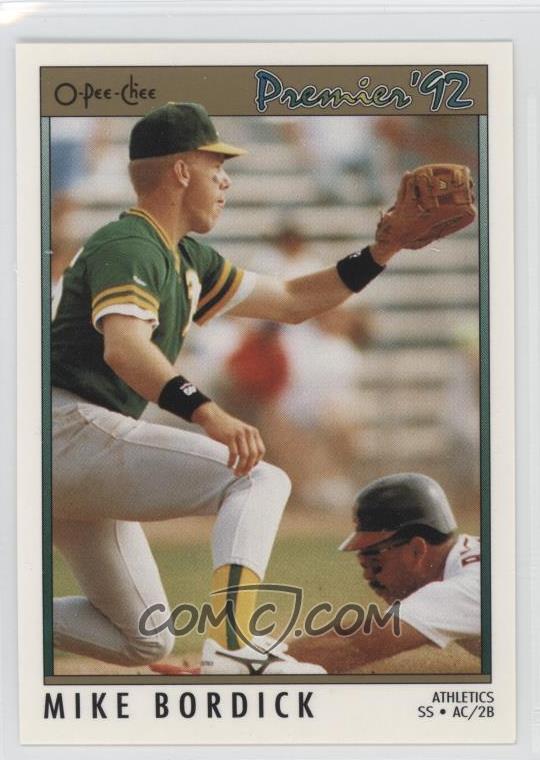 Card Buzz: Trade with Baseball Cards Come to Life!