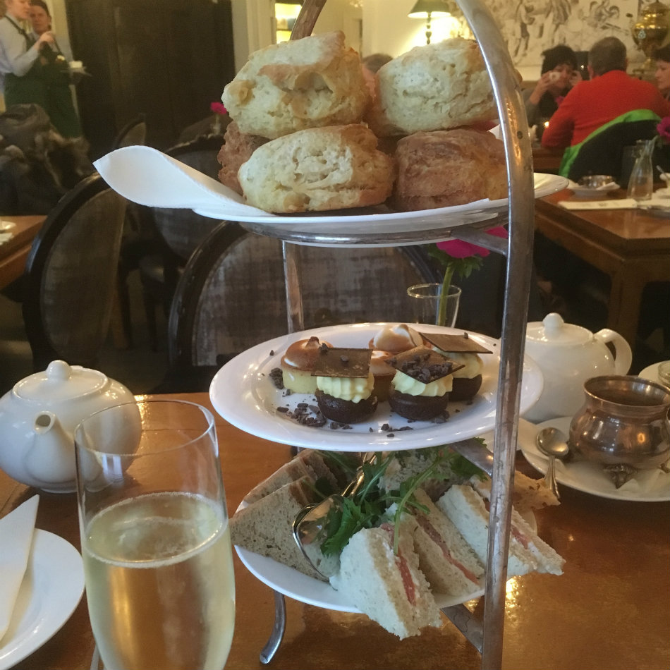 Prinsesseliv: Afternoon tea på Perchs