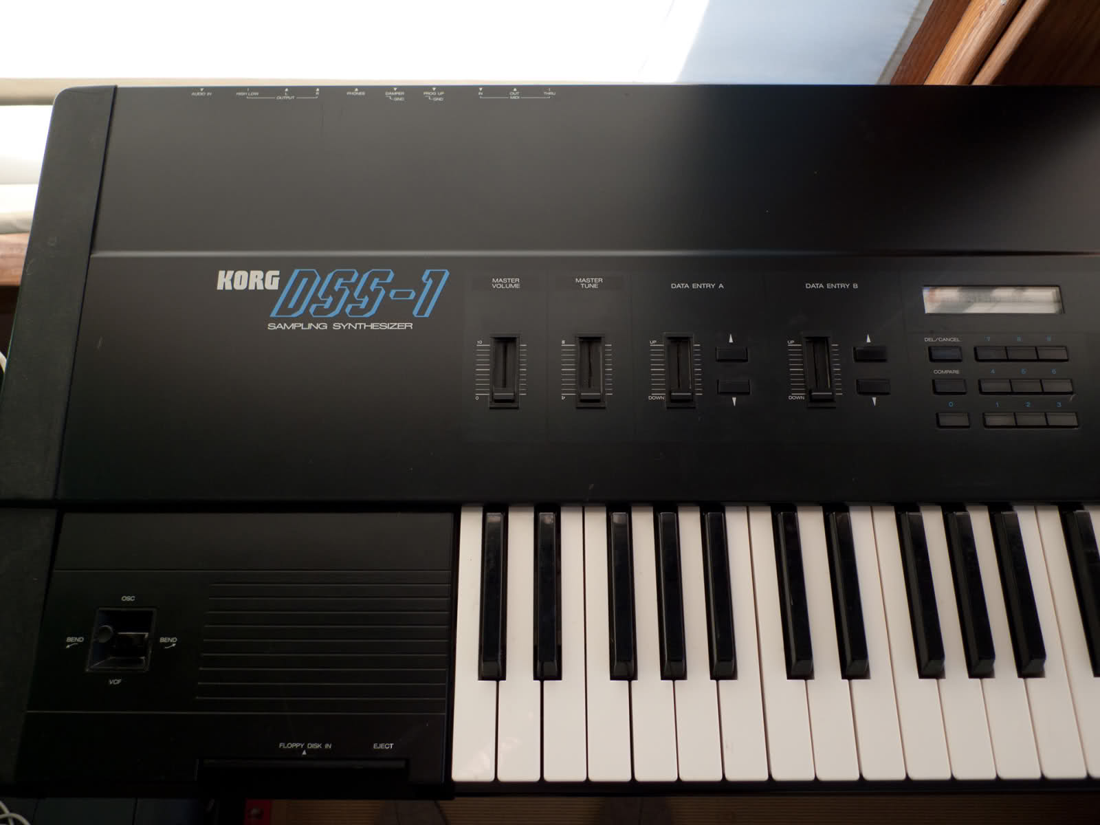 MATRIXSYNTH: Korg DSS-1 Sampler Synthesizer & Greytsounds DSS Sound Library