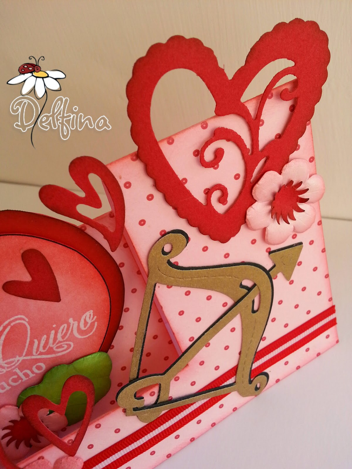Delfina scrapbook y más...: TARJETA SAN VALENTIN. Tutorial 2/6
