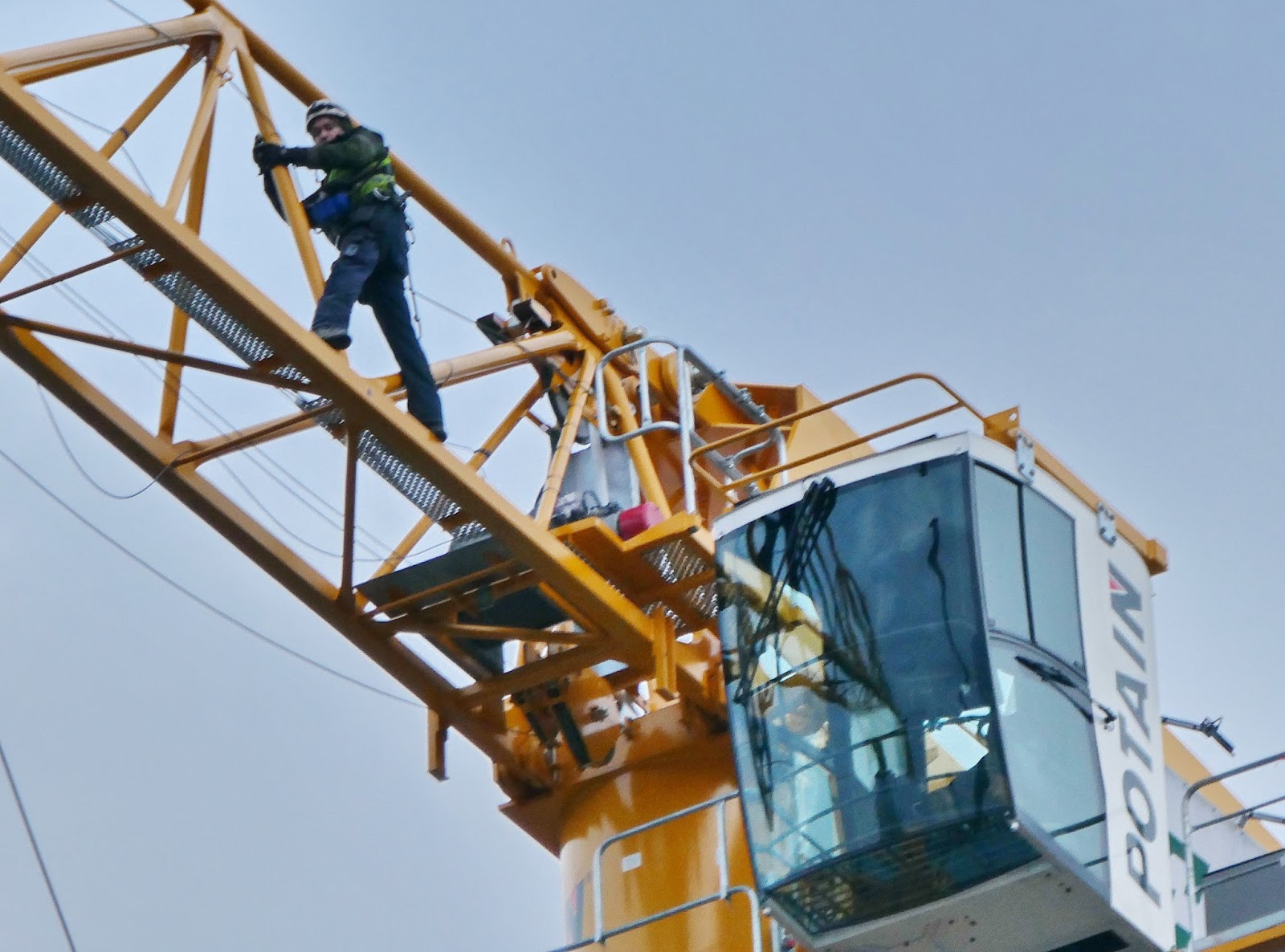 Björnidets blogg: Vi bygger en lyftkran