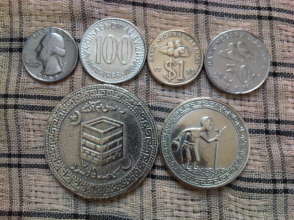 Duit Syiling Yasin: Syiling Yassin - satu perbandingan.