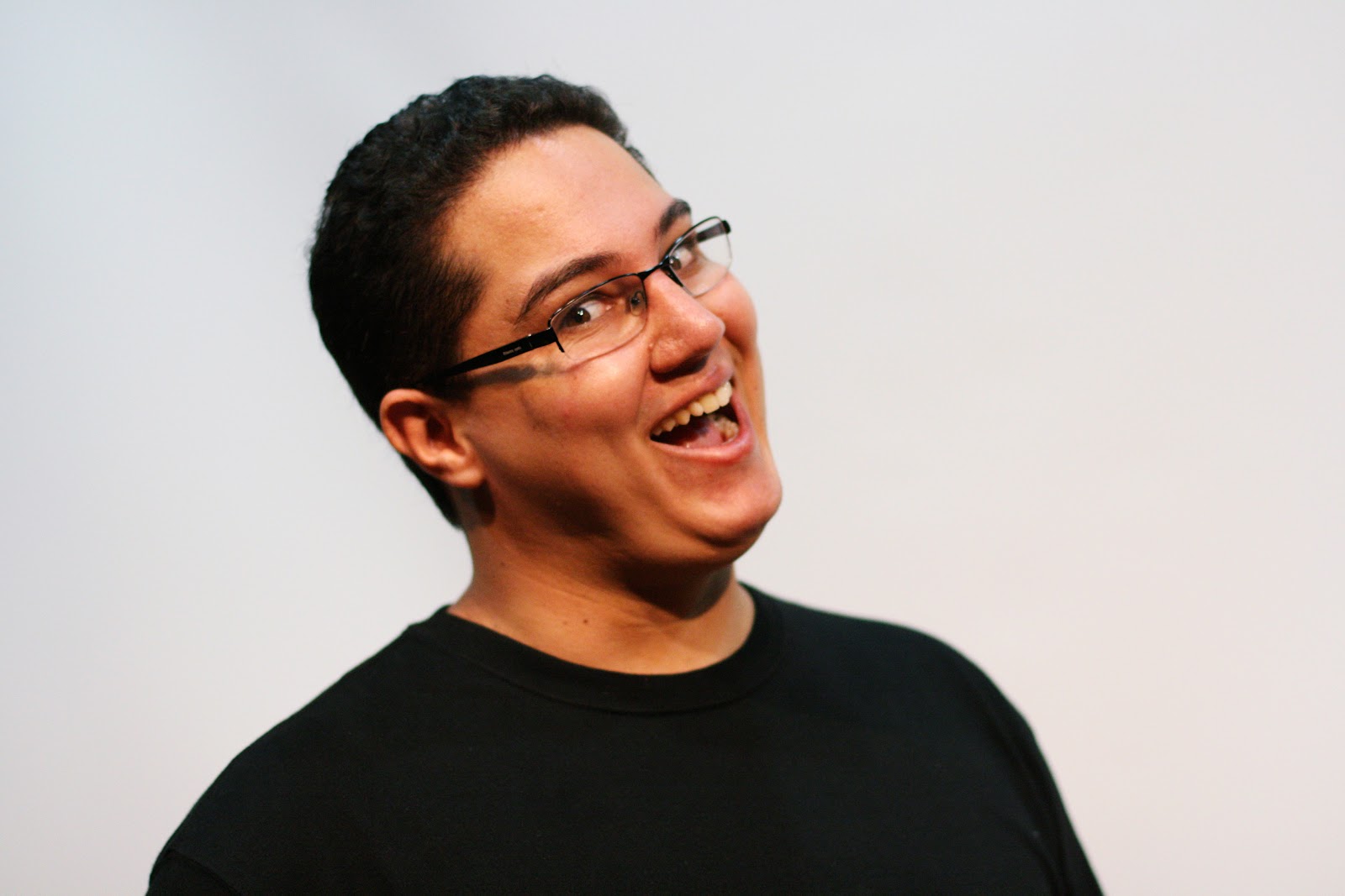 HOJE A FORMA É LÉO DE CASTRO ~ Forma Produções Artisticas