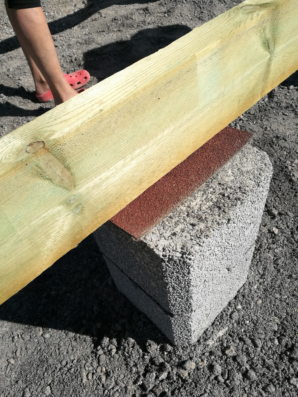 Pienisievä Sievitalo: Terassin runko