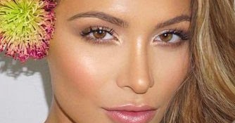 9 Best French Makeup Tips in 2019