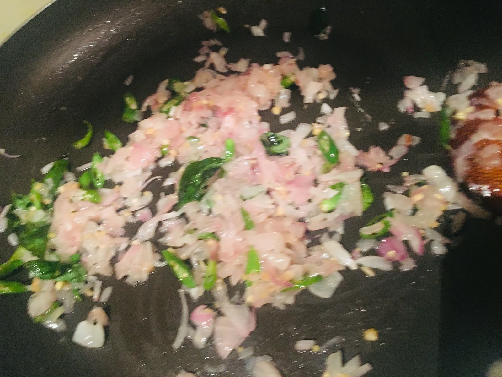 kerala Thattukada style Scrambled egg-with boiled tapioca stir fry/Kappa- egg recipe