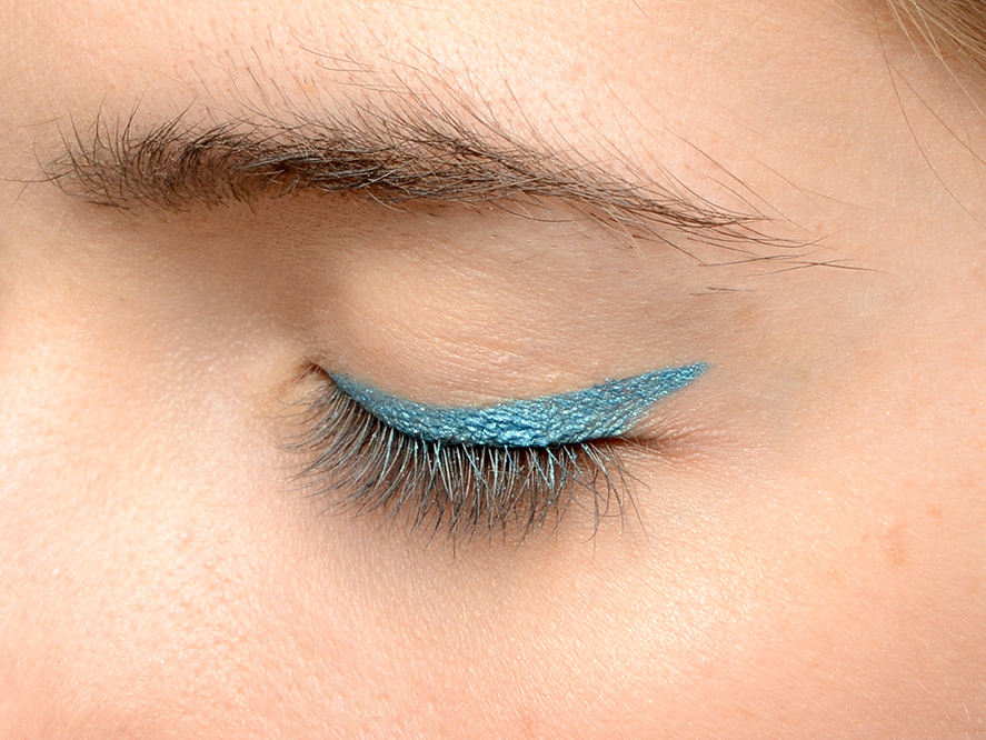 Bisous Darling: Teal Shadow : Tutorial