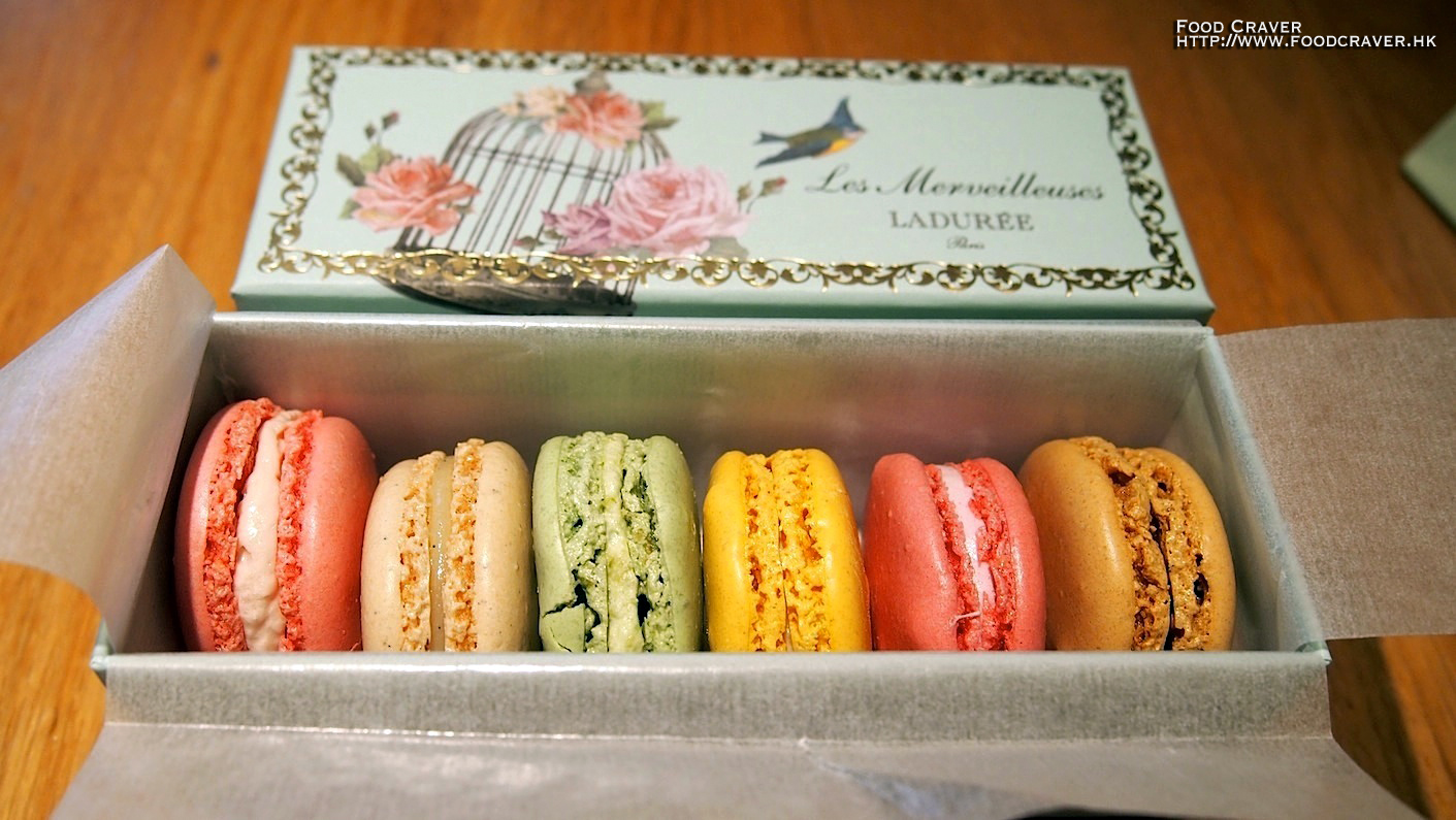 FOOD CRAVER: [Paris] Ladurée Macaron - Pretty Spring Edition Gift Box