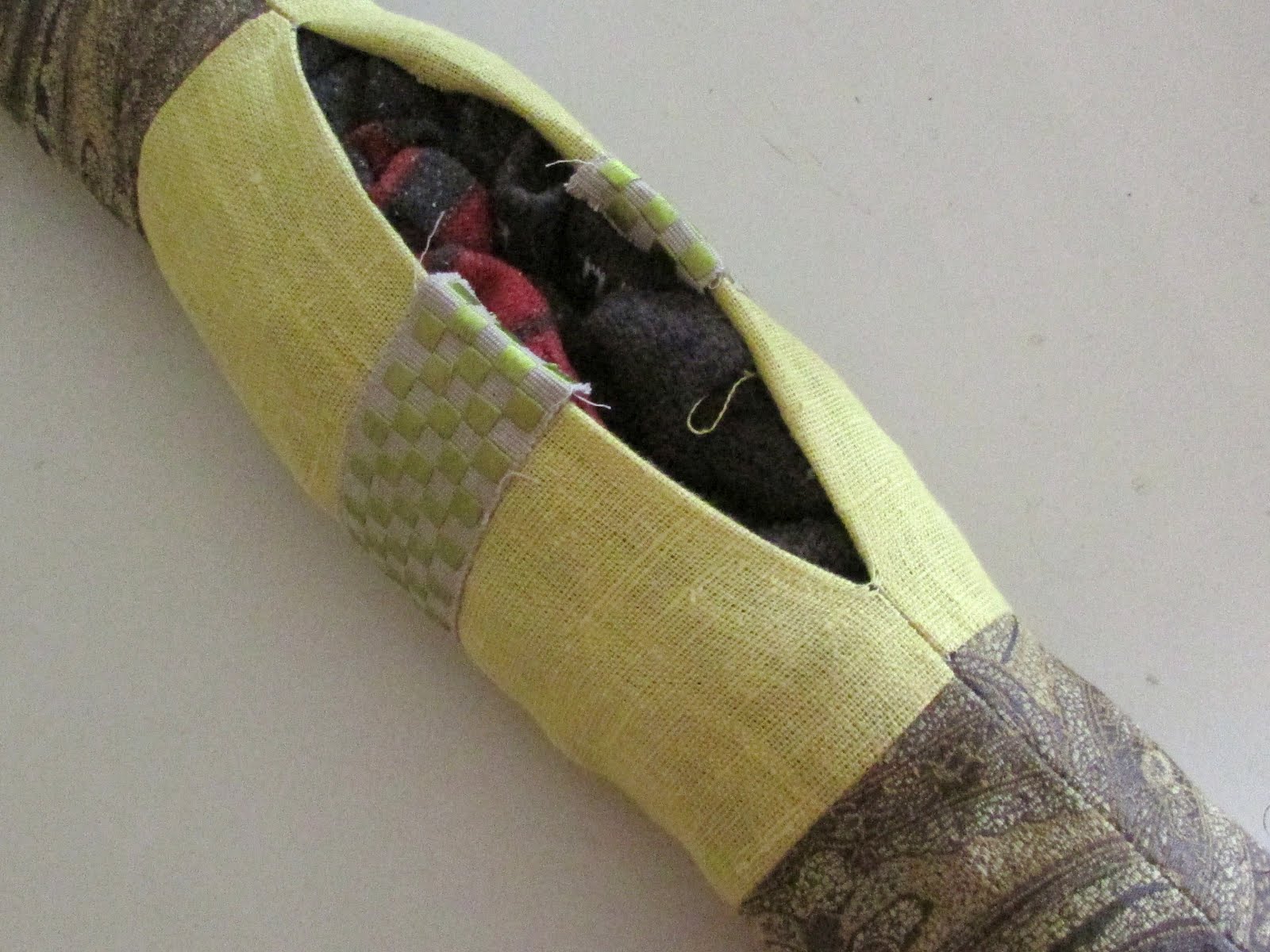 Gina Take a Bow: MAKE AN UPCYCLED DRAUGHT EXCLUDER