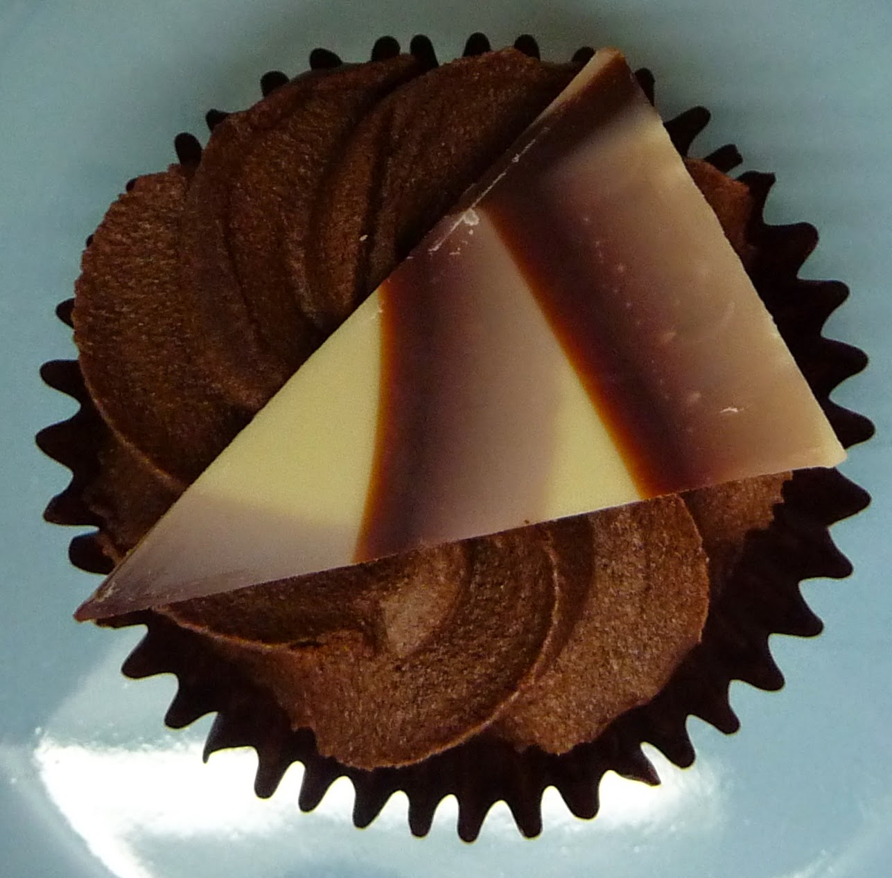 Something to look forward to: Tesco Cupcakes: Chocolate fudge