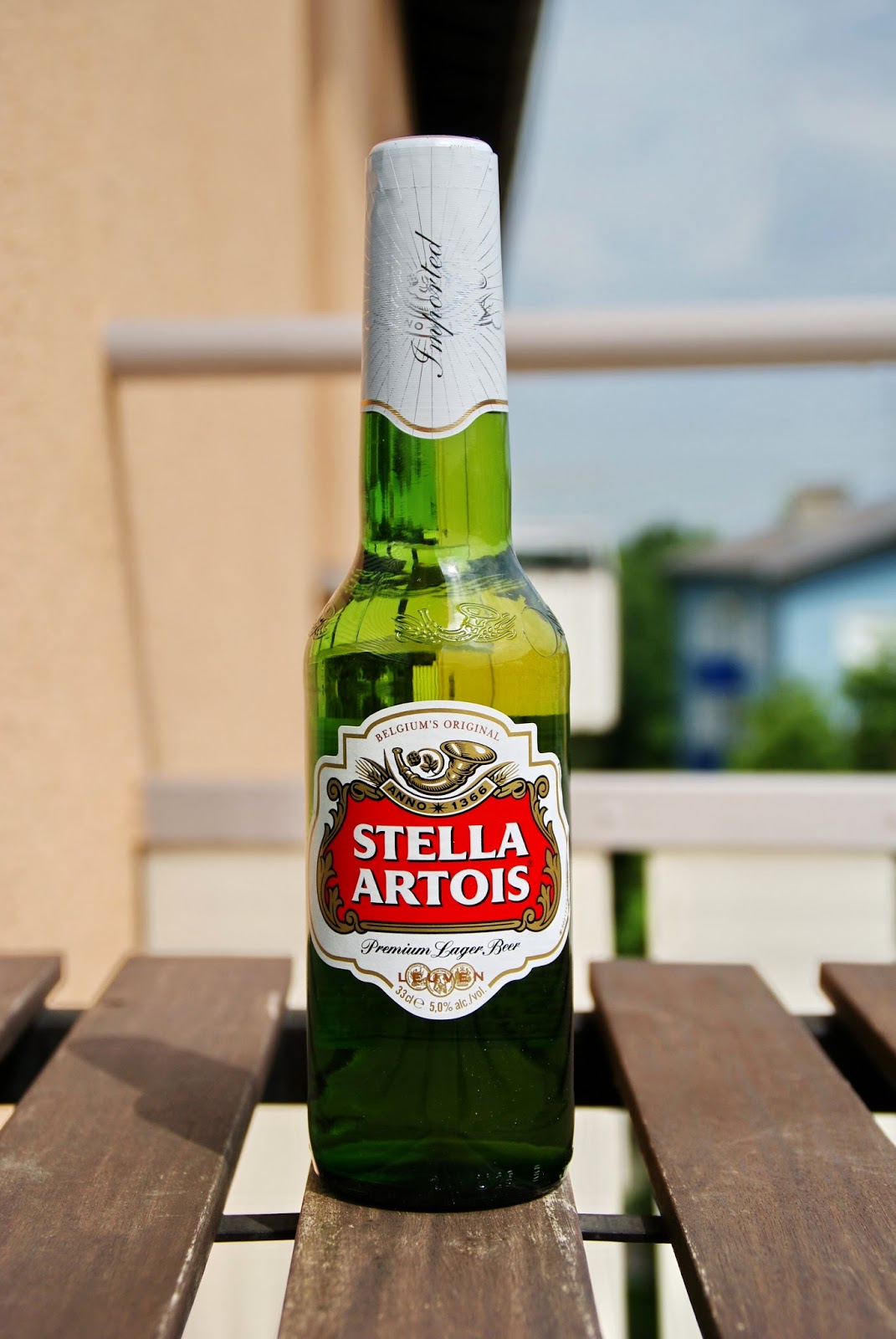 Der Bierige Blog: Stella Artois Premium Lager Beer