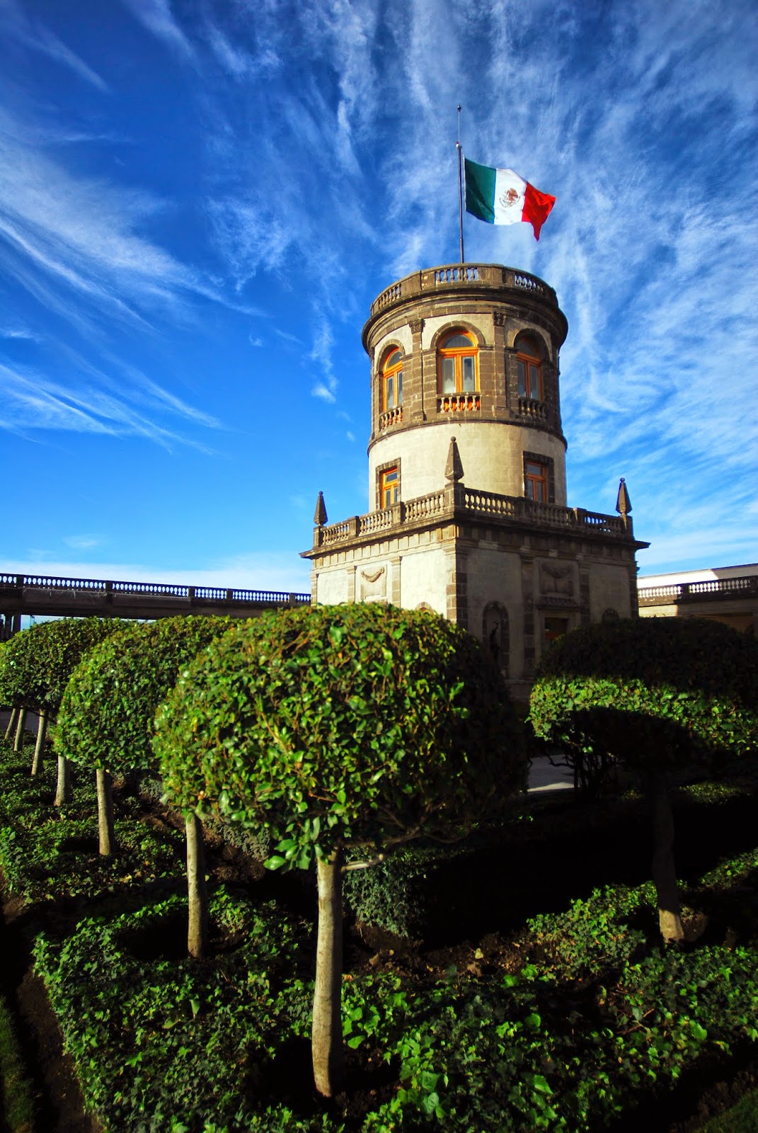 TEXTUAL-es: Premiarán tu foto del Castillo de Chapultepec