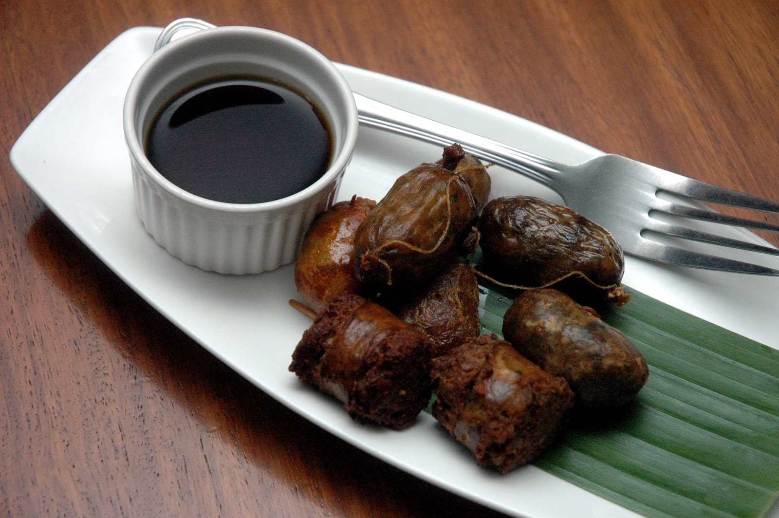 DUDE FOR FOOD: Classic Ilocano Flavors in the Metro at Victorino's ...