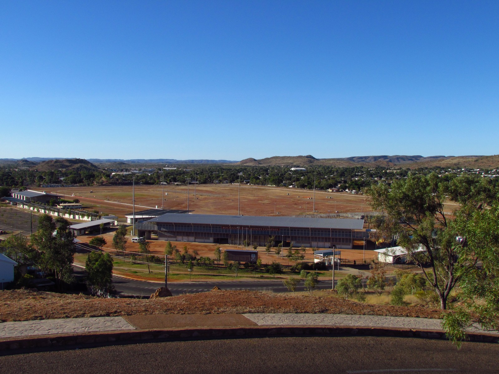 Outback Holiday: Mt Isa