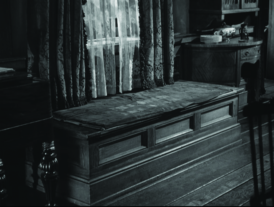 The Obscure Hollow: Arsenic and Old Lace (1944) The Obscure Hollow: Arsenic and Old Lace (1944)