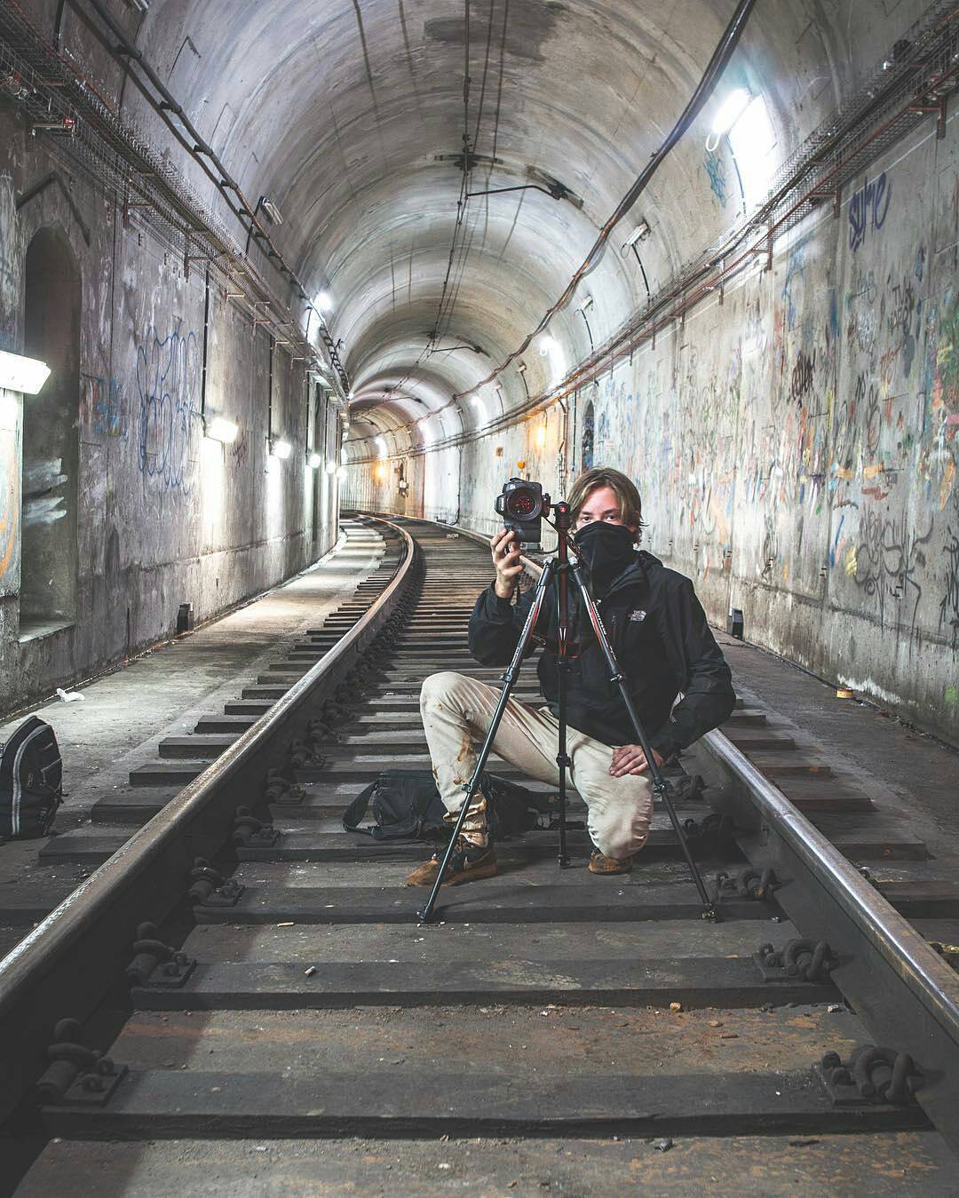 Belajar Fotografi: Pengertian Tentang Urban Exploration (Urbex) Photography