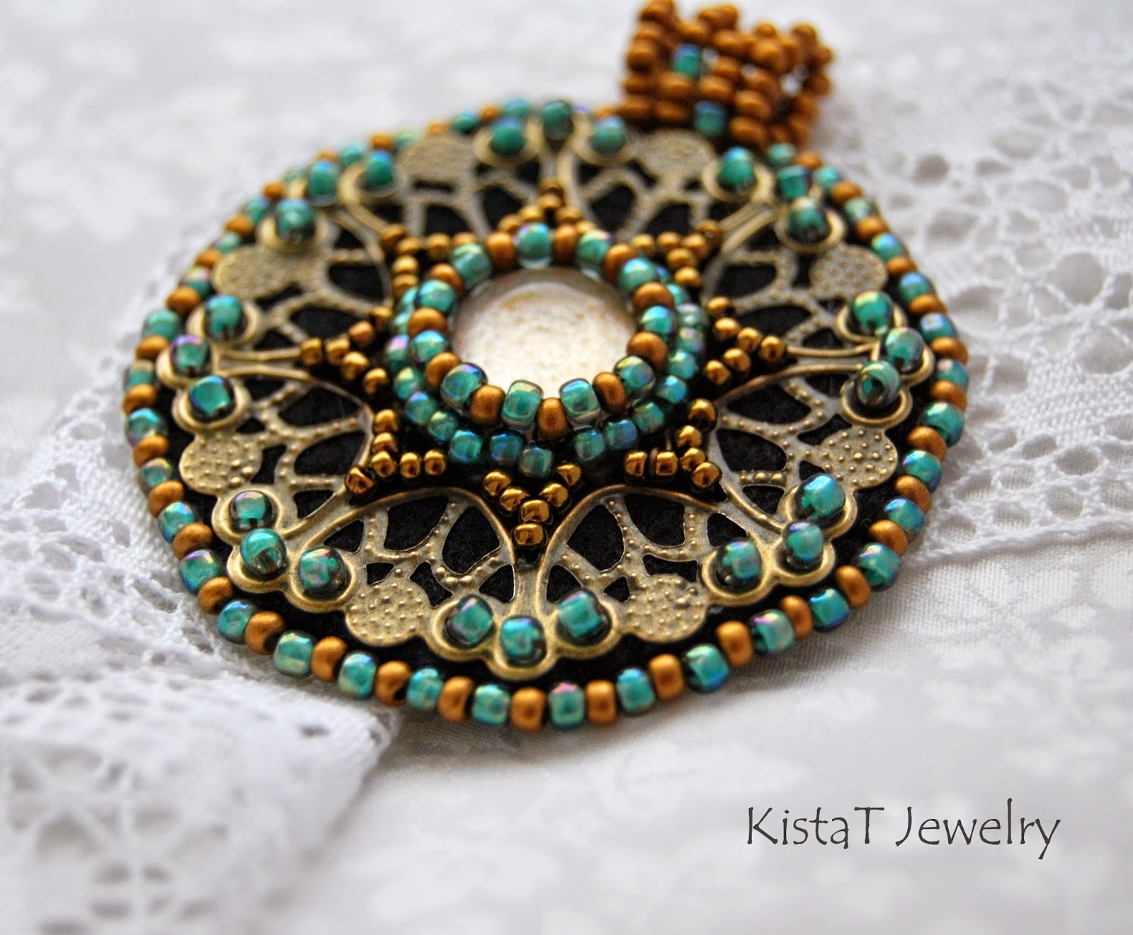 KistaT Jewelry: Bead embroidery with metal filigree