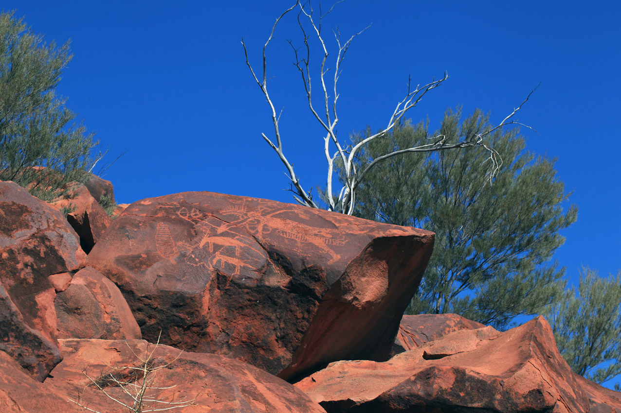 Woven in the Land: Punda art