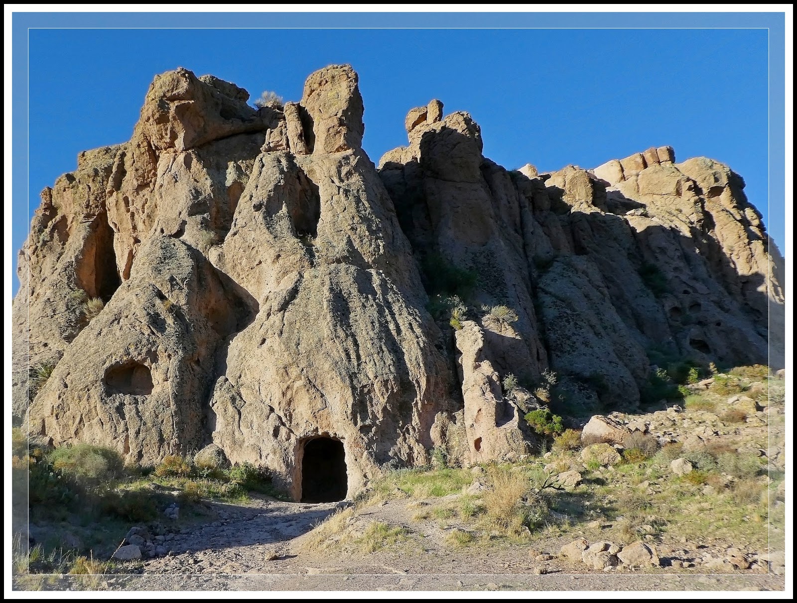 Ken's Photo Gallery: Daytrip - Monolith Garden Lasso Loop Trail, AZ