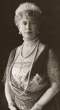 The Golden Age: The Hanover Fringe Tiara