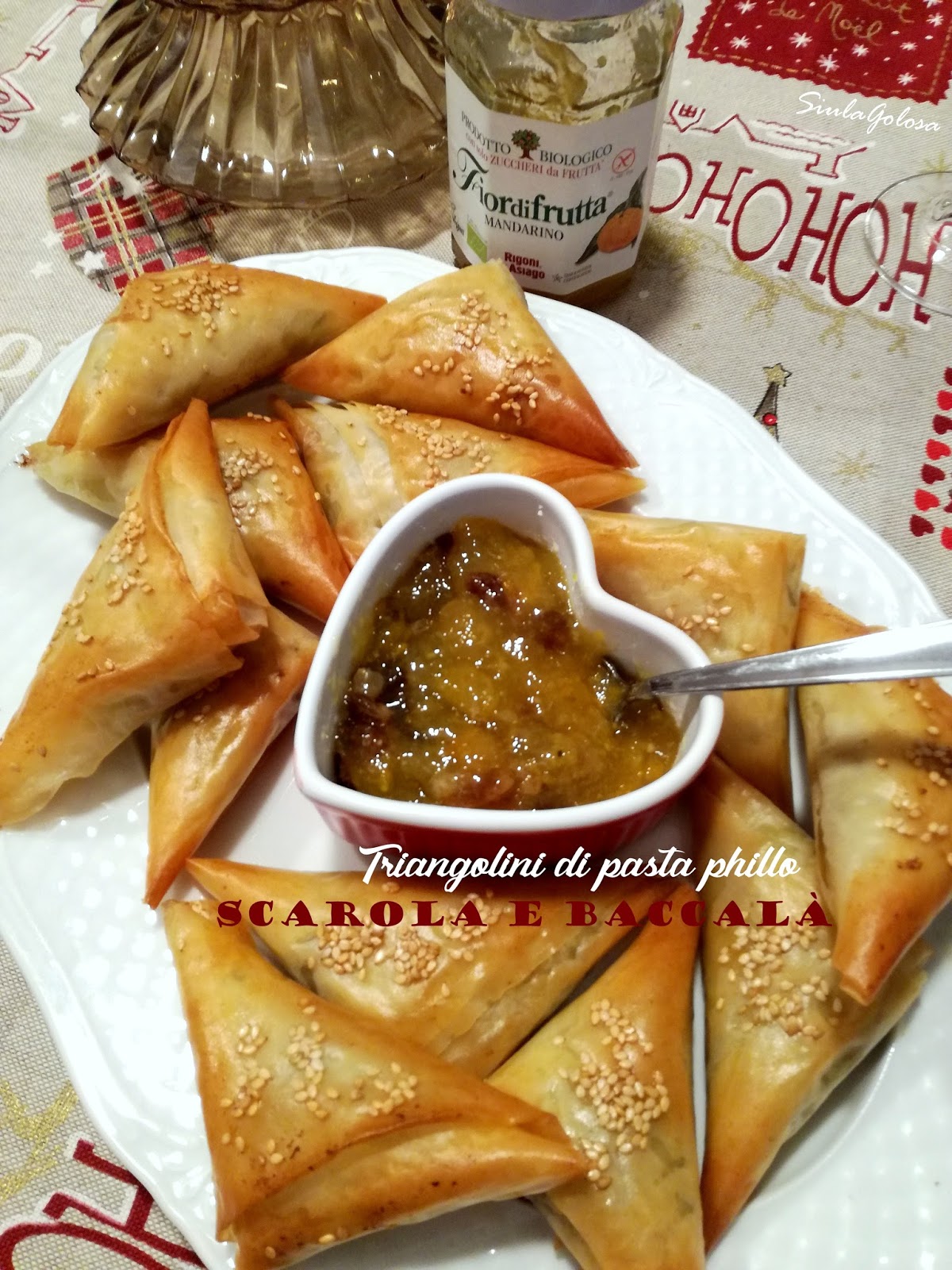 Siula Golosa: Triangolini di pasta fillo con scarola e baccalà