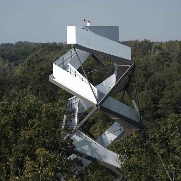 THE WORLD GEOGRAPHY: 15 Fascinating Observation Towers