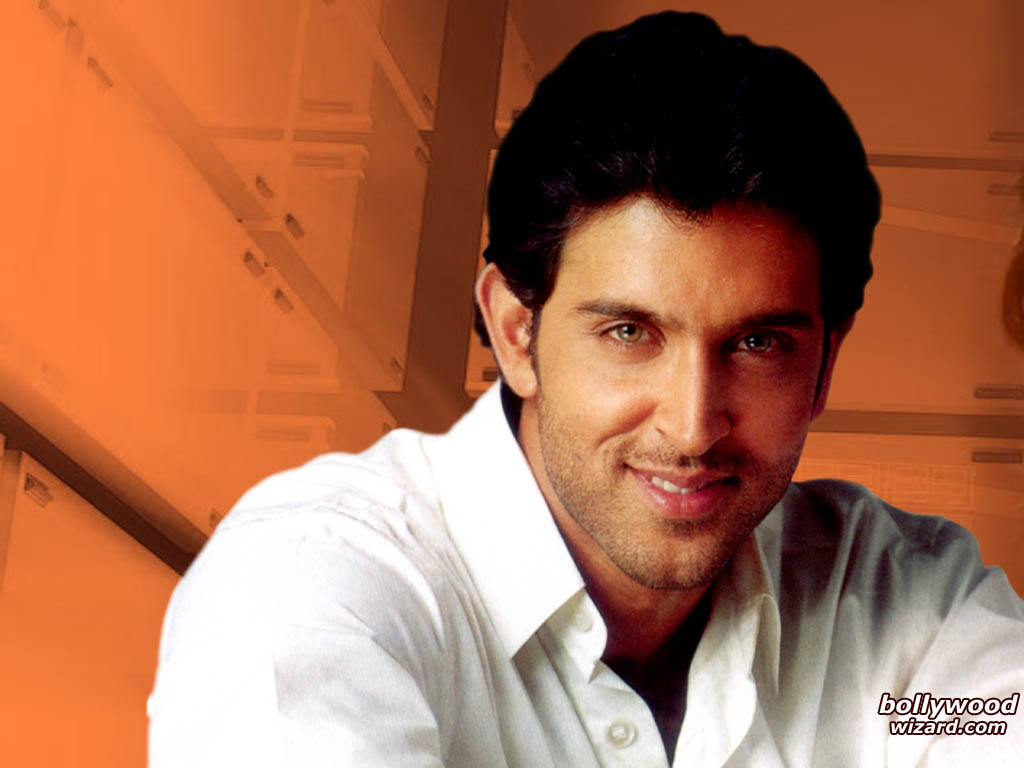 10 AKTOR BOLLYWOOD TAMPAN DAN TERKAYA 2018