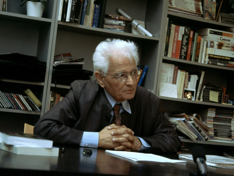 ¡No Pasarán!: Jacques Derrida: Notas sobre a Metafísica da Presença.