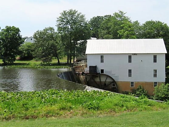 Hiking with a Fat Bald White Guy: MURRAY'S MILL HISTORIC DISTRICT ...
