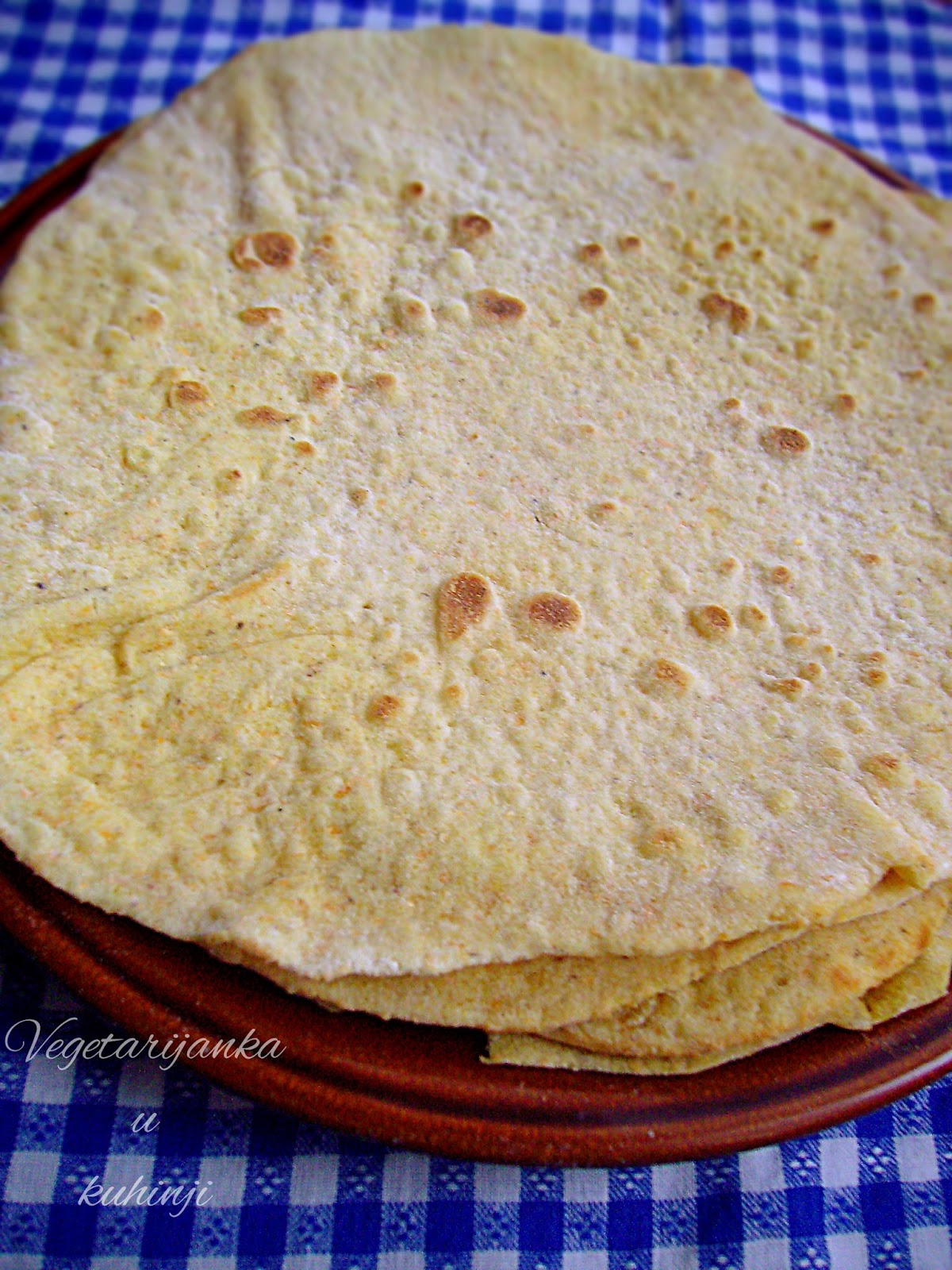 Kukuruzne tortilje sa sosom od paradajza