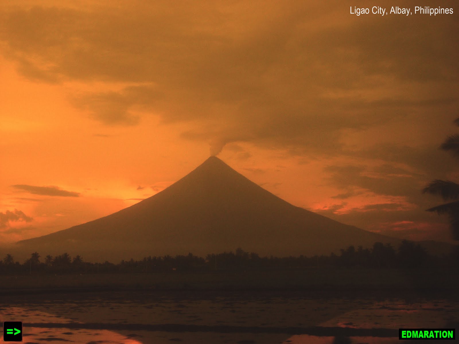 🇵🇭 LIGAO • Smoking Mt. Mayon During Sunset and Twilight - EDMARATION # ...