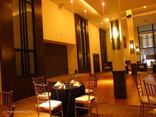 WICKERMOSS: REVIEW: The Oracle Hotel and Residences.