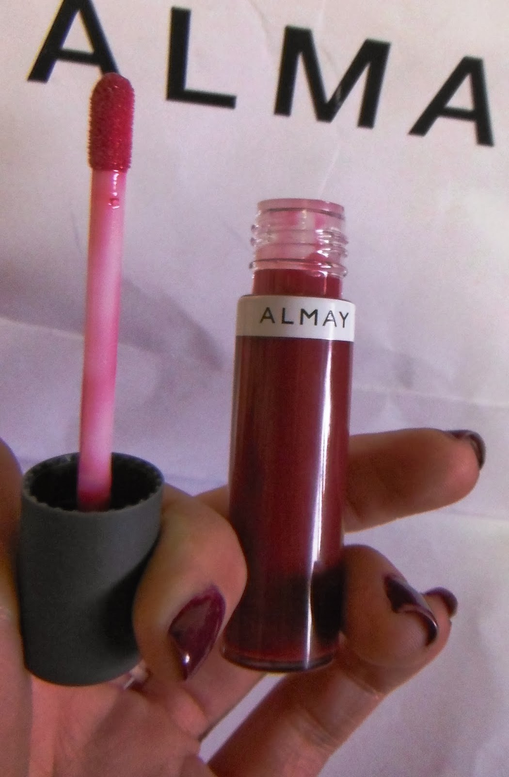 The Purple Scarf: Beauty: Almay's Subtle Pretty!