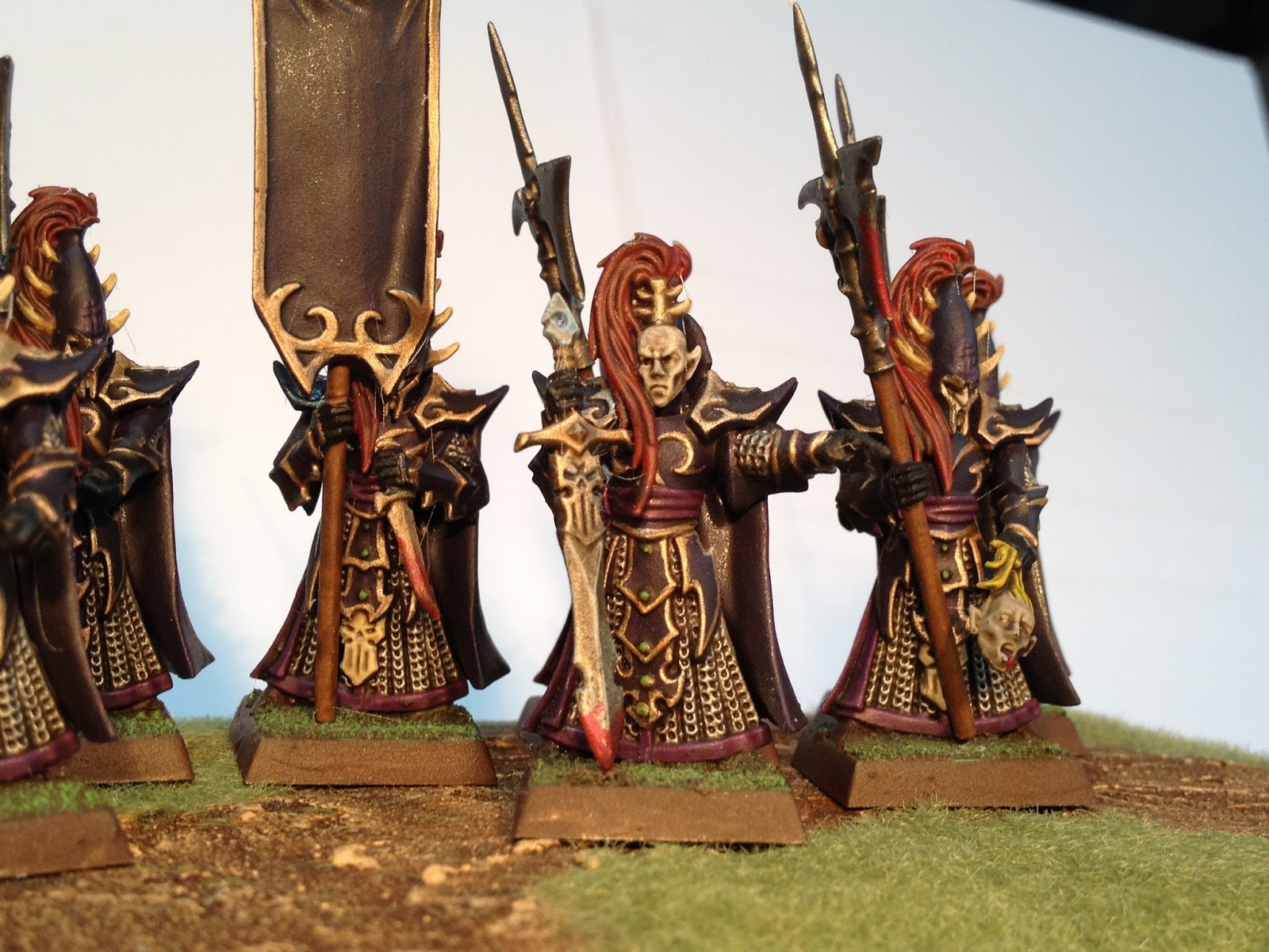 Le Défi Lud(h)ibelliste Peinturluriste: Elfes noirs - La Garde Noire ...