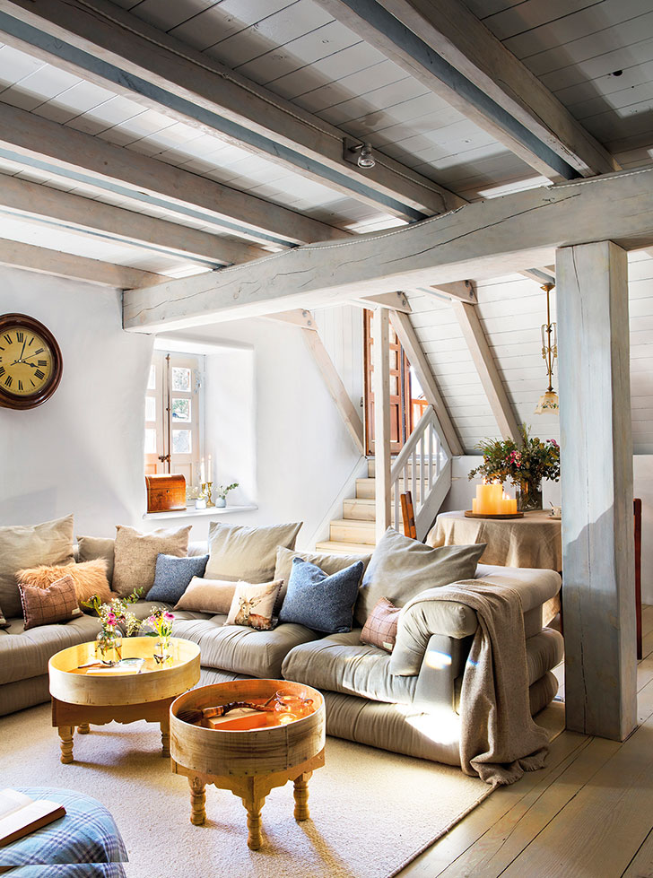 Cozy cottage in the Pyrenees, Spain