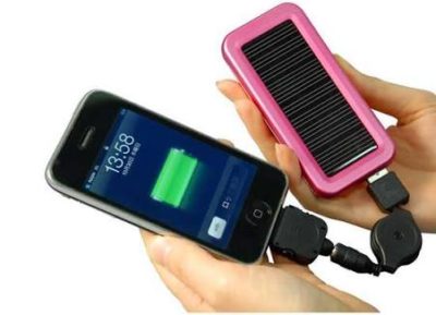 4 Surprising Ways To Charge Your Phone Without Electricity