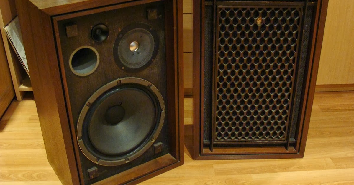 AUDIOGASTY: AKAI SW-150