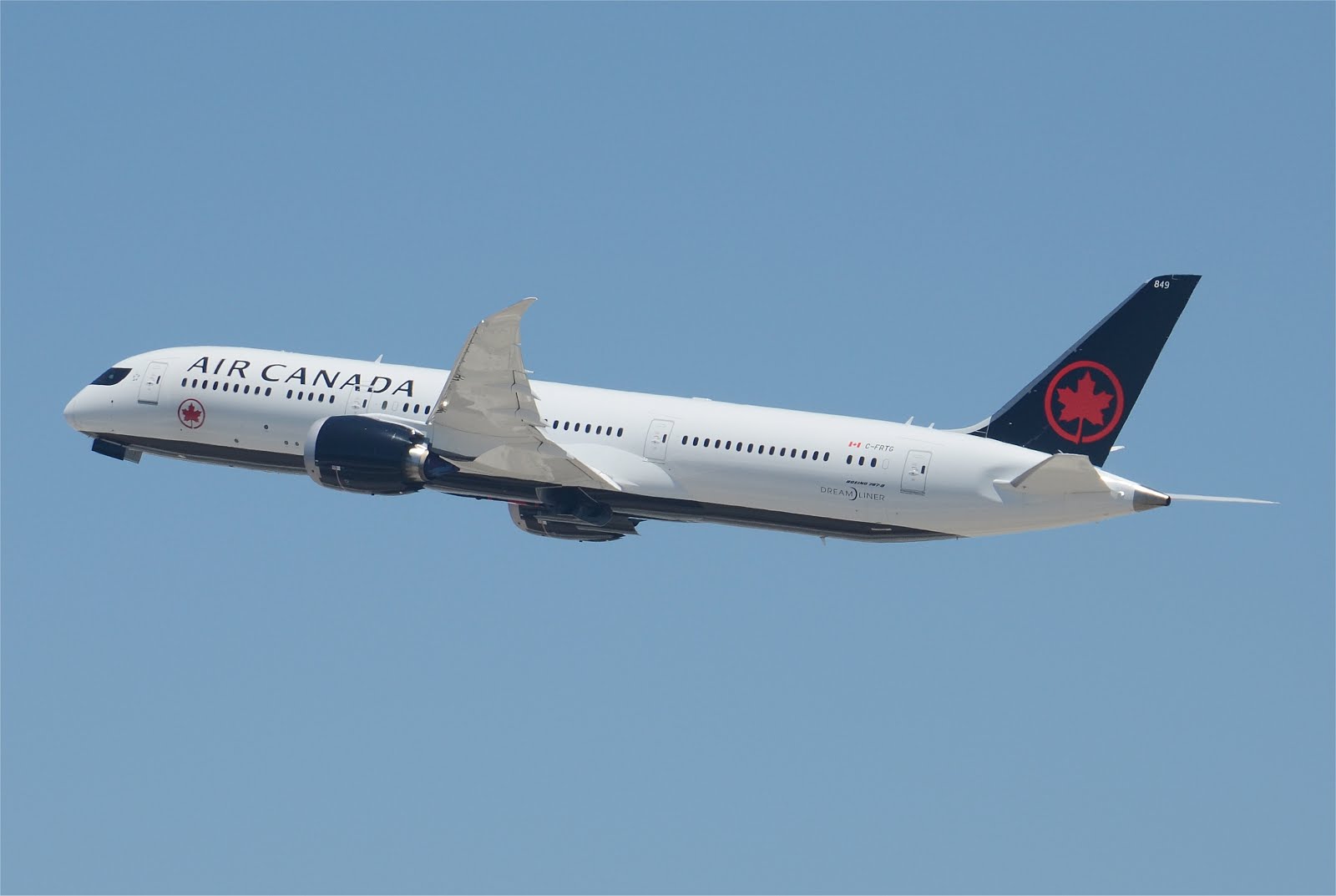 Flyingphotos Magazine News: AIR CANADA - B787-900 - C-FRTG