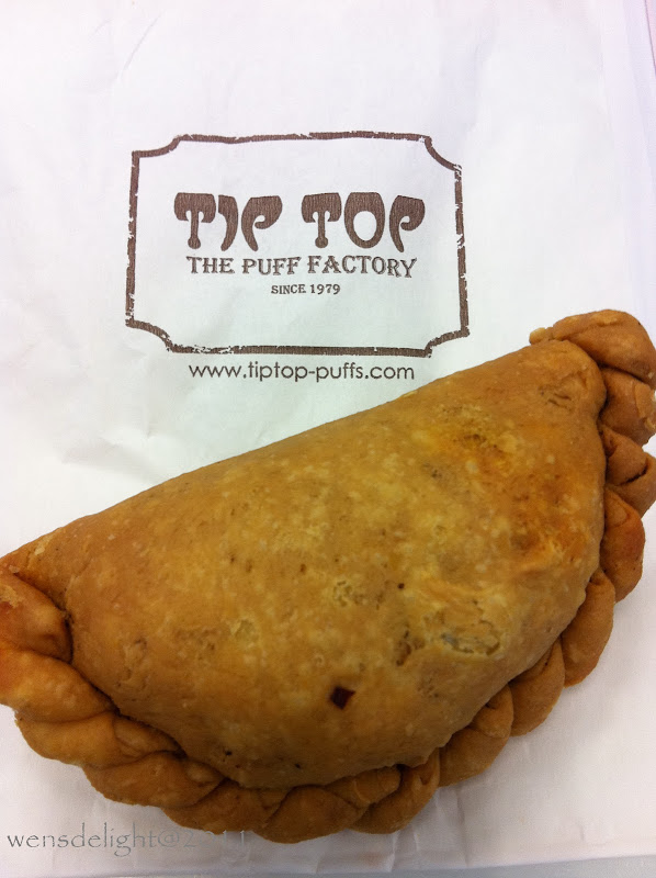 Wen's Delight: Tip Top versus AMK Curry Puff